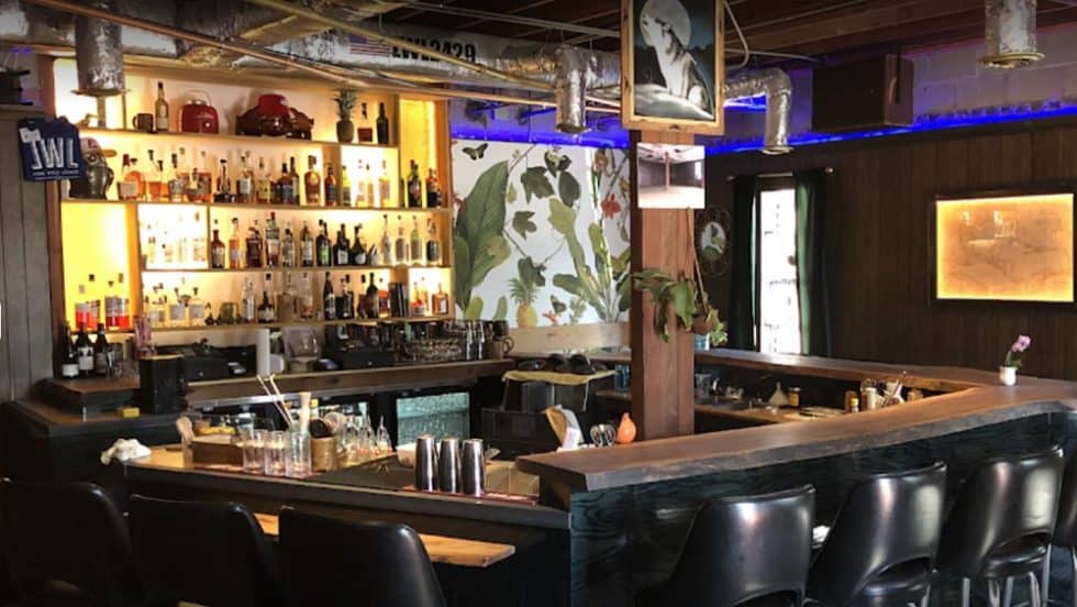 Definitive Bar Guide to Savannah | Epic Times Await!